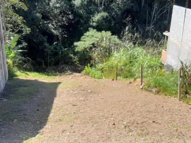 Terreno à venda em São Lourenço da Serra SP, com 320m² de área!