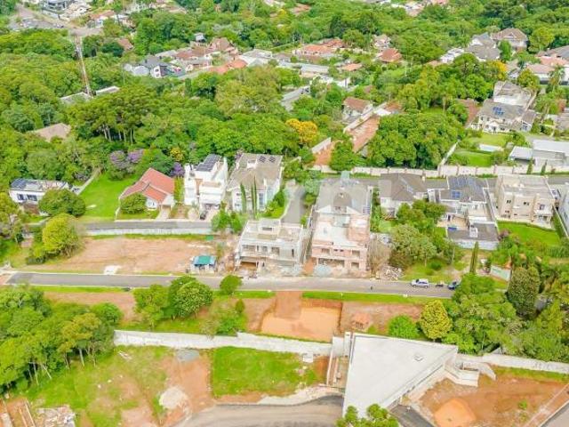 Terreno à venda em São Lourenço