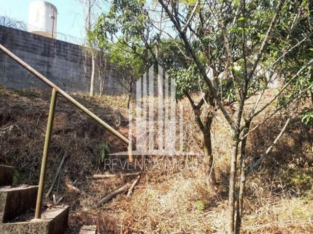 Terreno à venda em São Paulo SP, no bairro Núcleo do Engordador, com 1.300 m² de área! Aproveite ess