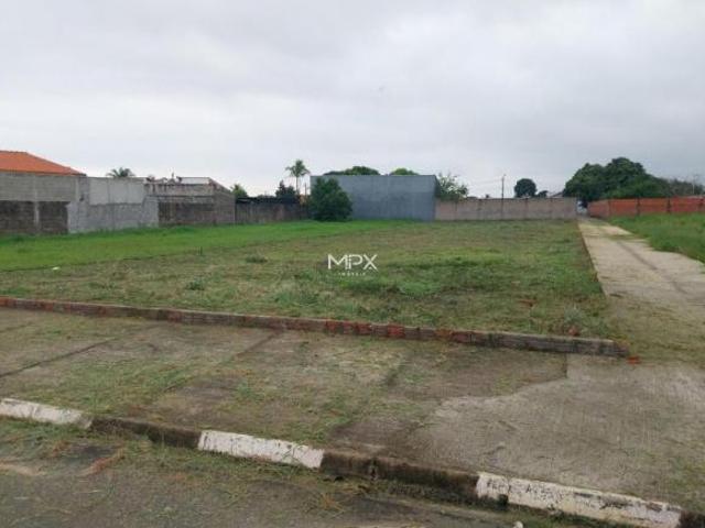 Terreno à venda em São Pedro, Santa Cruz, com 650 m²