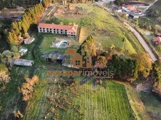 Terreno à Venda em São Roque na Vila Darcy, com 28.000m²