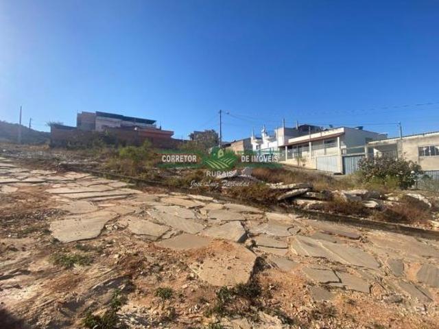 Terreno à venda em São Thomé das Letras