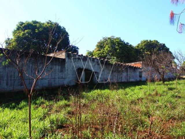 terreno à venda em Sousas