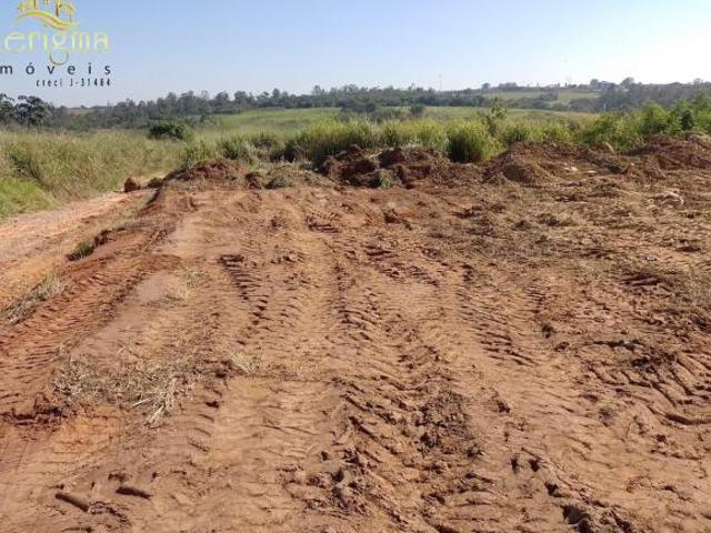 Terreno à venda em Salto SP, no Distrito Industrial do Lageado, com 400,00 m² de área!