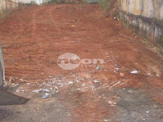 Terreno à venda em Santo André