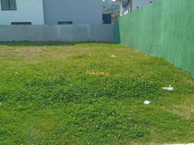 Terreno à venda em Santa Cândida