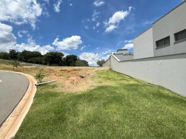 Terreno à venda em Santa Cândida SP