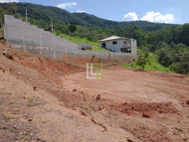 Terreno à venda em Santa Clara