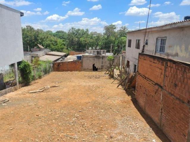 Terreno à venda em Santa Bárbara D&apos oeste SP, no Jardim Europa I com 250m² de área!
