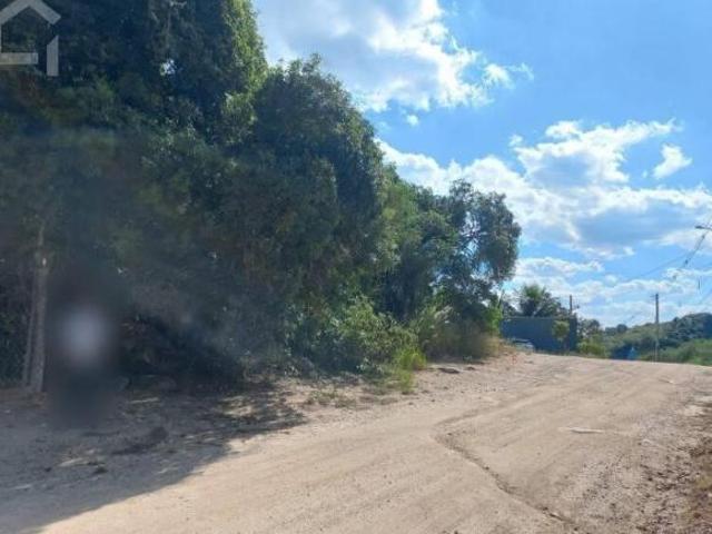 Terreno à venda em Santa Eliza