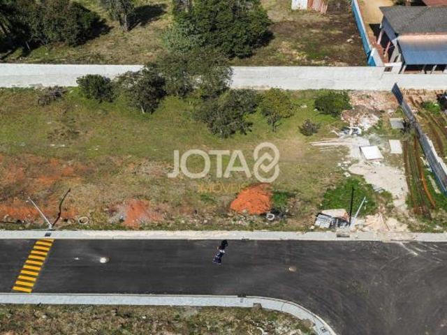 Terreno à venda em Santa Felicidade