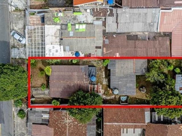 Terreno à Venda em Santa Felicidade