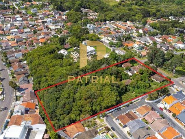 Terreno à venda em Santa Felicidade