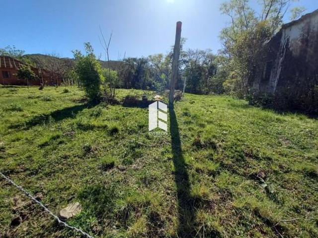 Terreno à venda em Santa Maria