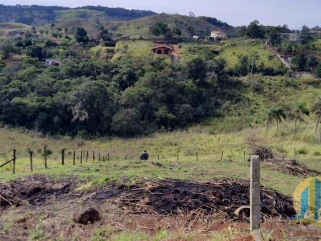 Terreno á Venda em Santana de Parnaíba !
