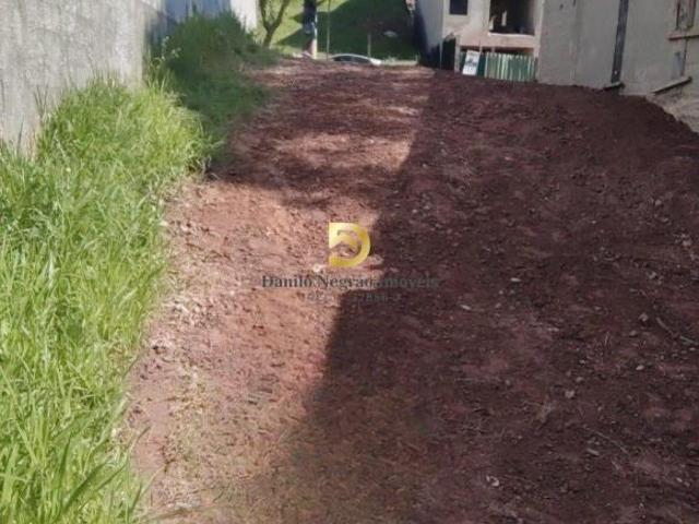 Terreno à venda em Santana de Parnaíba