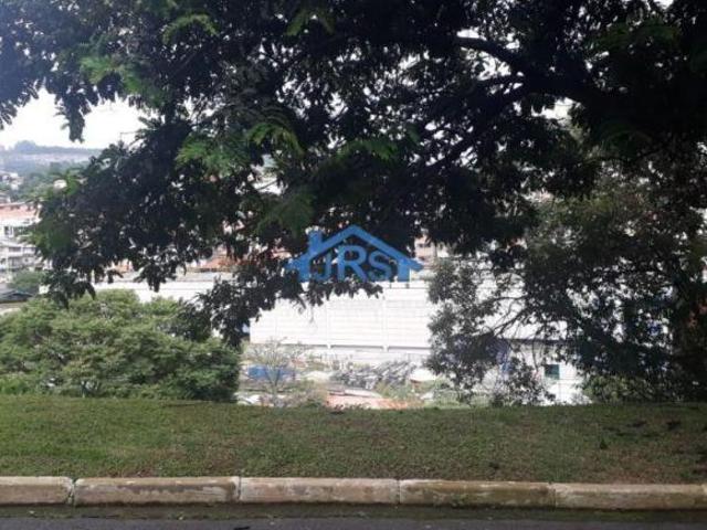 Terreno à venda em Santana de Parnaíba, Tarumã, Residencial Tarumã