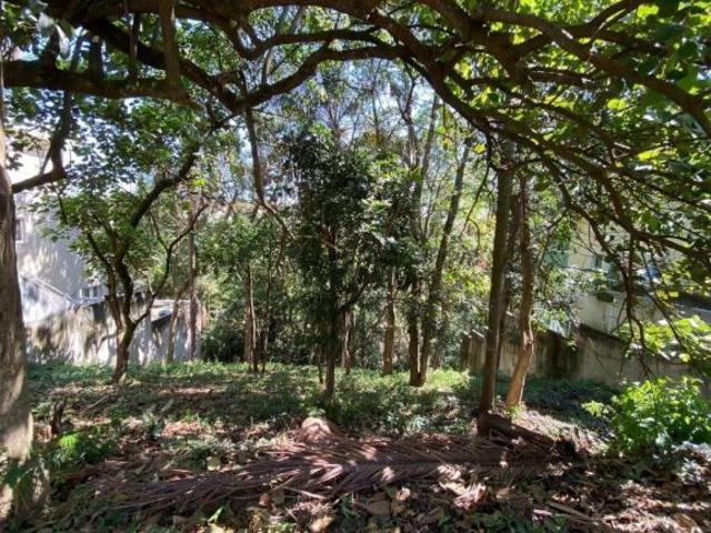 Terreno à venda em Santana de Parnaíba, Tarumã, Residencial Tarumã
