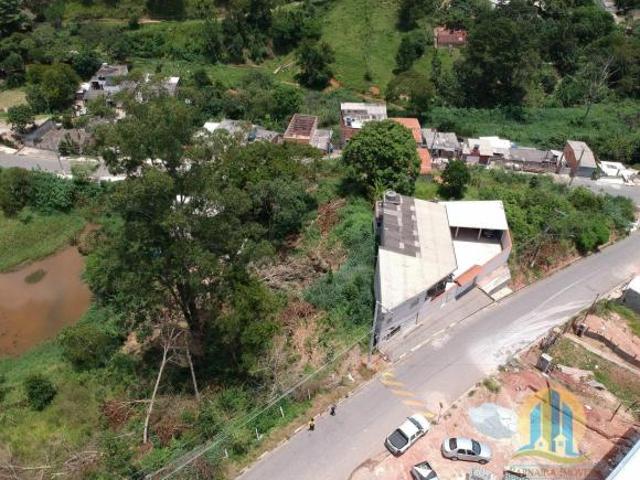 Terreno á Venda em Santana de Parnaíba/ SP