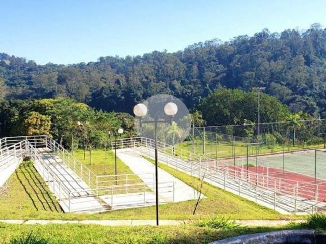 Terreno à venda em Santana de Parnaíba/SP