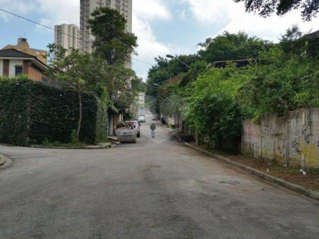 Terreno à venda em Santana SP