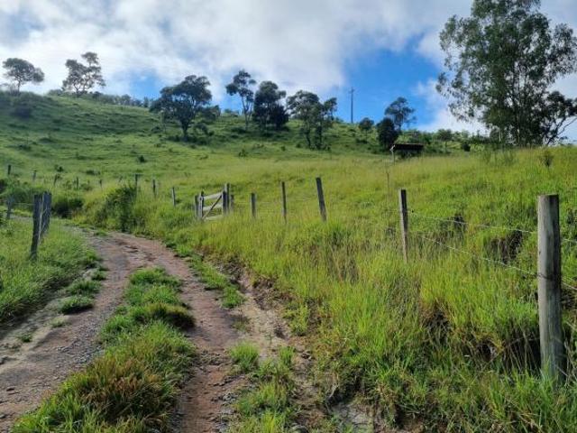 Terreno à venda em Senador Amaral – MG
