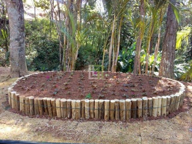 Terreno à venda em Serra dos Lagos