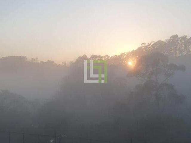 Terreno à venda em Serra dos Lagos