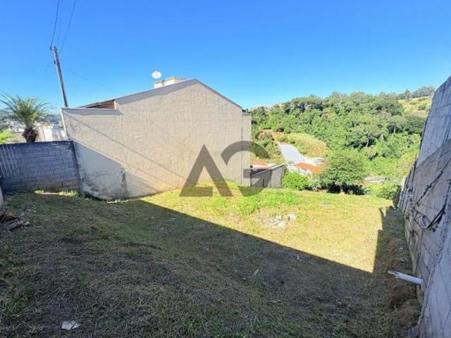 Terreno à venda em Serra Negra