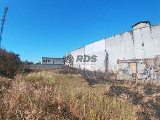 Terreno à venda em Poá
