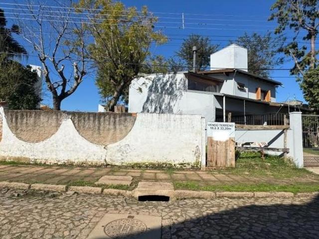 Terreno à venda em Porto Alegre RS, bairro Guarujá, 351,92 m² de área Imperdível oportunidade!