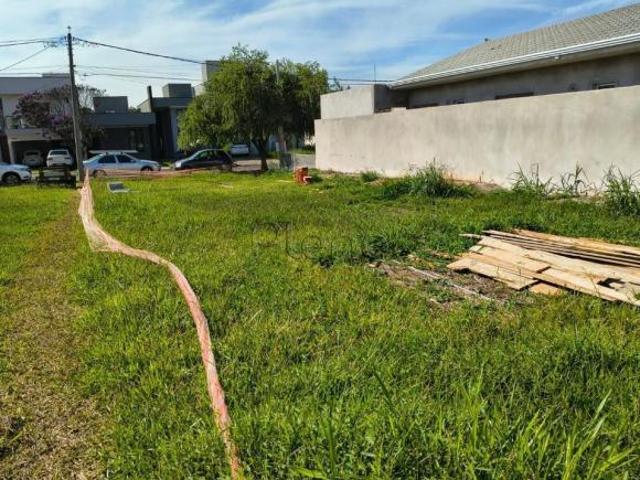 Terreno à venda em Paulínia, Cascata, com 300 m², Campos do Conde II