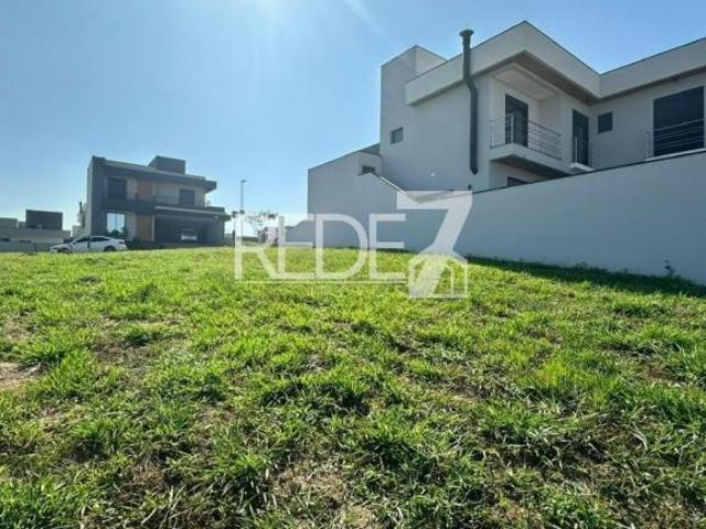 Terreno à venda em Paulínia SP, bairro La Dolce Vita, 300m² de área!