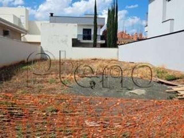 Terreno à venda em Paulínia, Parque Brasil 500, com 301 m², Residencial Club Por