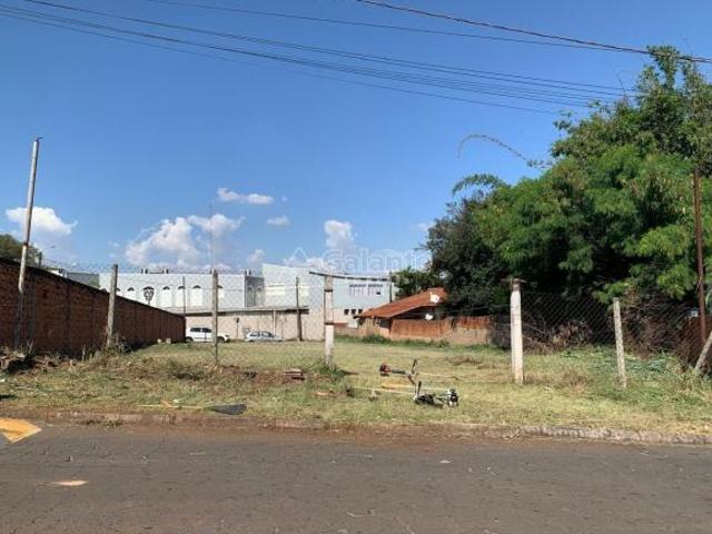 terreno à venda em Parque Maria Helena