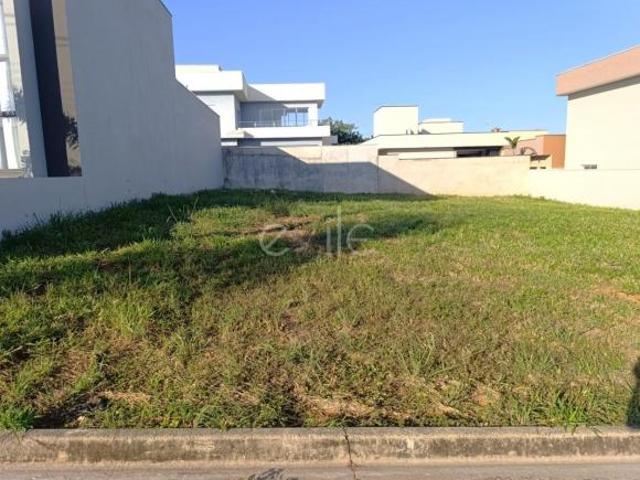 terreno à venda em Parque Olívio Franceschini