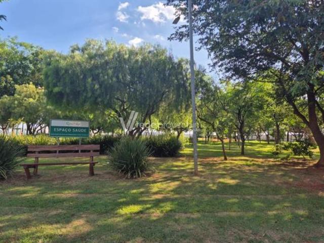 terreno à venda em Parque Brasil 500