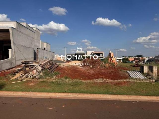 terreno à venda em Parque Brasil 500