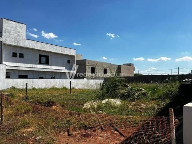 terreno à venda em Parque Brasil 500