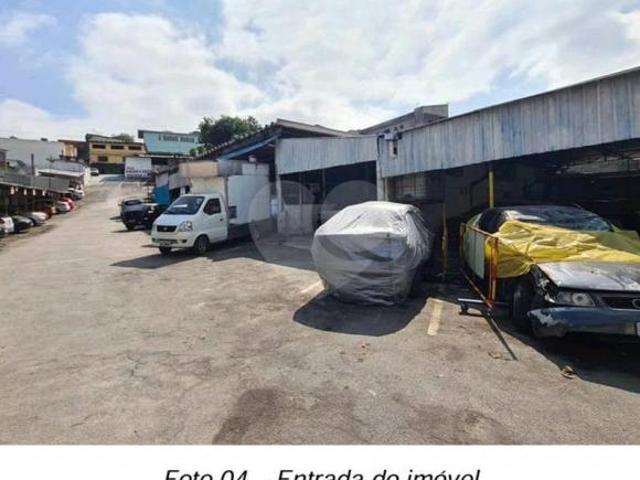 Terreno à venda em Parque casa de pedra SP