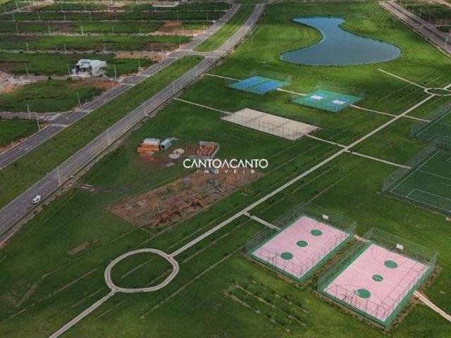 Terreno à venda em Parque do Lago