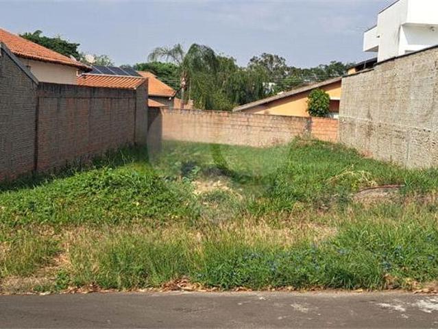 Terreno à venda em Parque Fehr, São Carlos