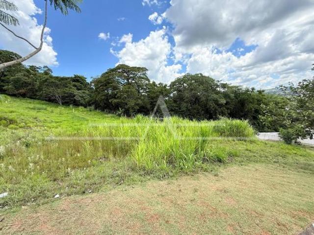 Terreno à venda em Parque Imperador