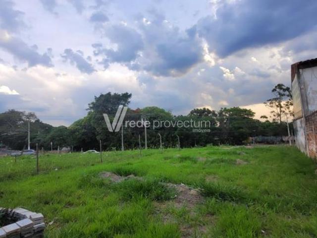 terreno à venda em Parque Jambeiro