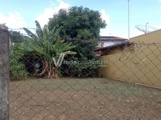 terreno à venda em Parque Jambeiro