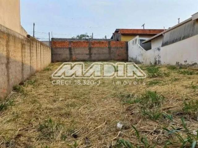 terreno à venda em Parque Jambeiro