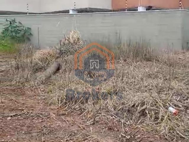 Terreno à Venda em Parque Petrópolis, Várzea Paulista, 180m²