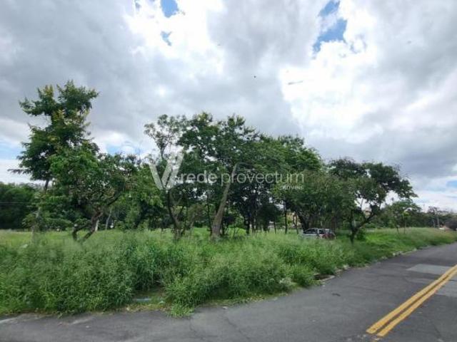 terreno à venda em Parque Residencial Vila União