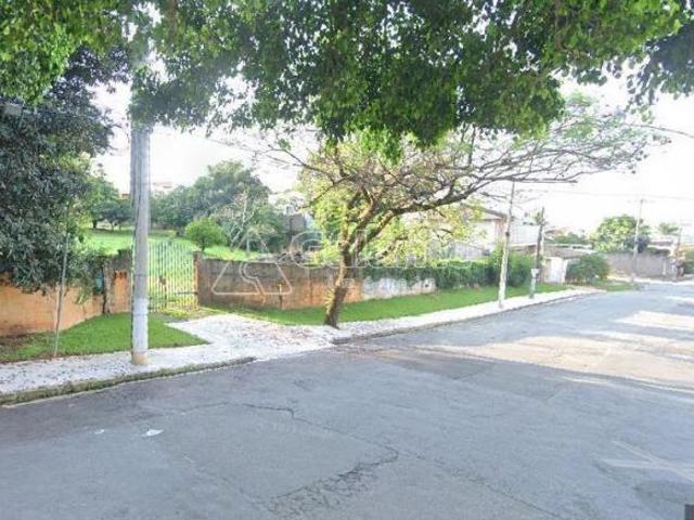 terreno à venda em Parque Taquaral