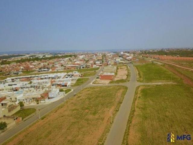 Terreno à venda em Parque Vista Barbara